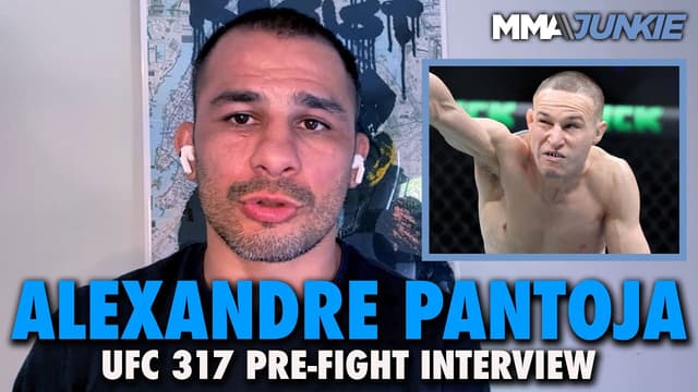 Alexandre Pantoja Sets Sights on Demetrious Johnson’s Record: ‘10 Title ...